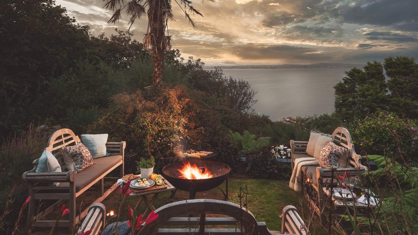 Enjoy boutique luxury at First Light - Mousehole.