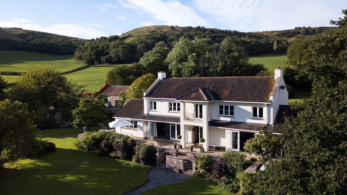 Enjoy boutique luxury at Compton House - Mendip Hills.