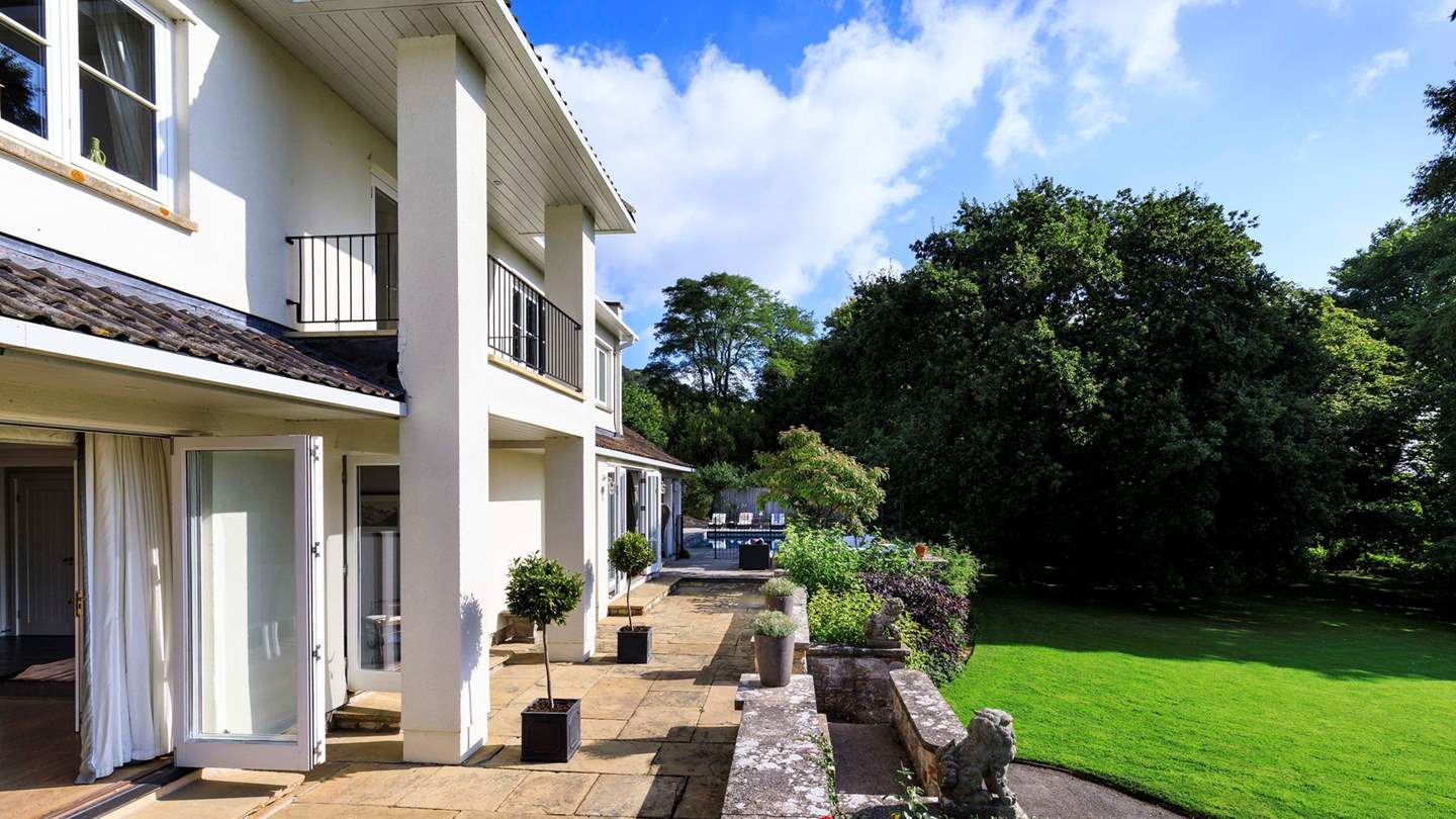 Enjoy boutique luxury at Compton House - Mendip Hills.