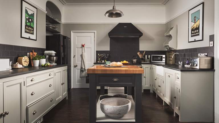 Boutique Retreats - The 'Cook' Look Book.